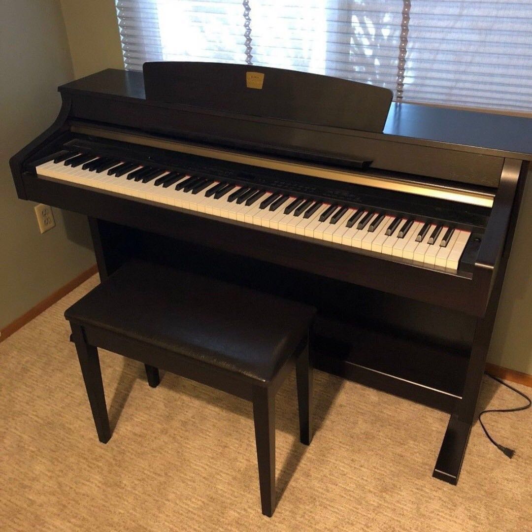 Đàn Piano Điện Yamaha CLP 330 | Giá tốt tại AnTon Music.
