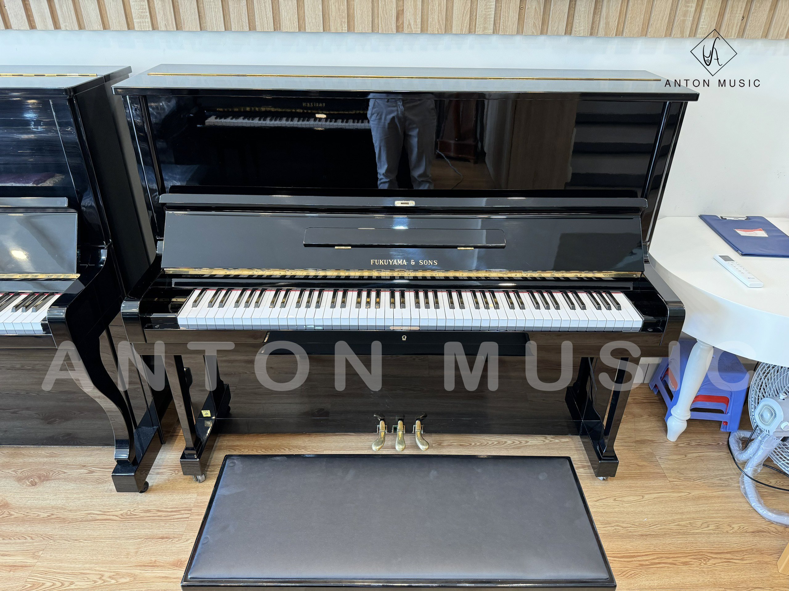 Fukuyama & Sons - Piano Cơ Thương Hiệu Yamahah | Anton Music
